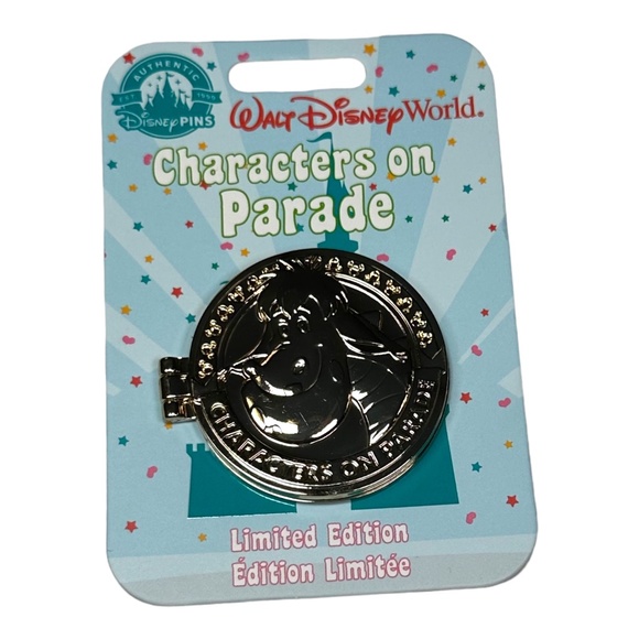 Disney | Other | 222 Disney Parks Characters On Parade Pin Elliot ...